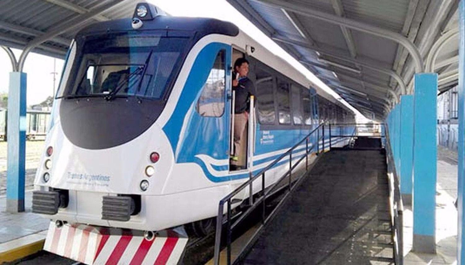 El tren urbano se pone en marcha